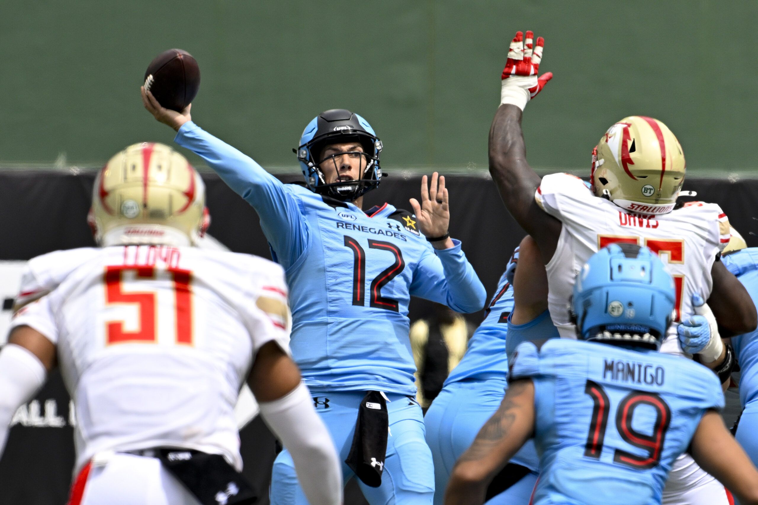 Rams should bring back UFL’s Luis Perez as emergency QB