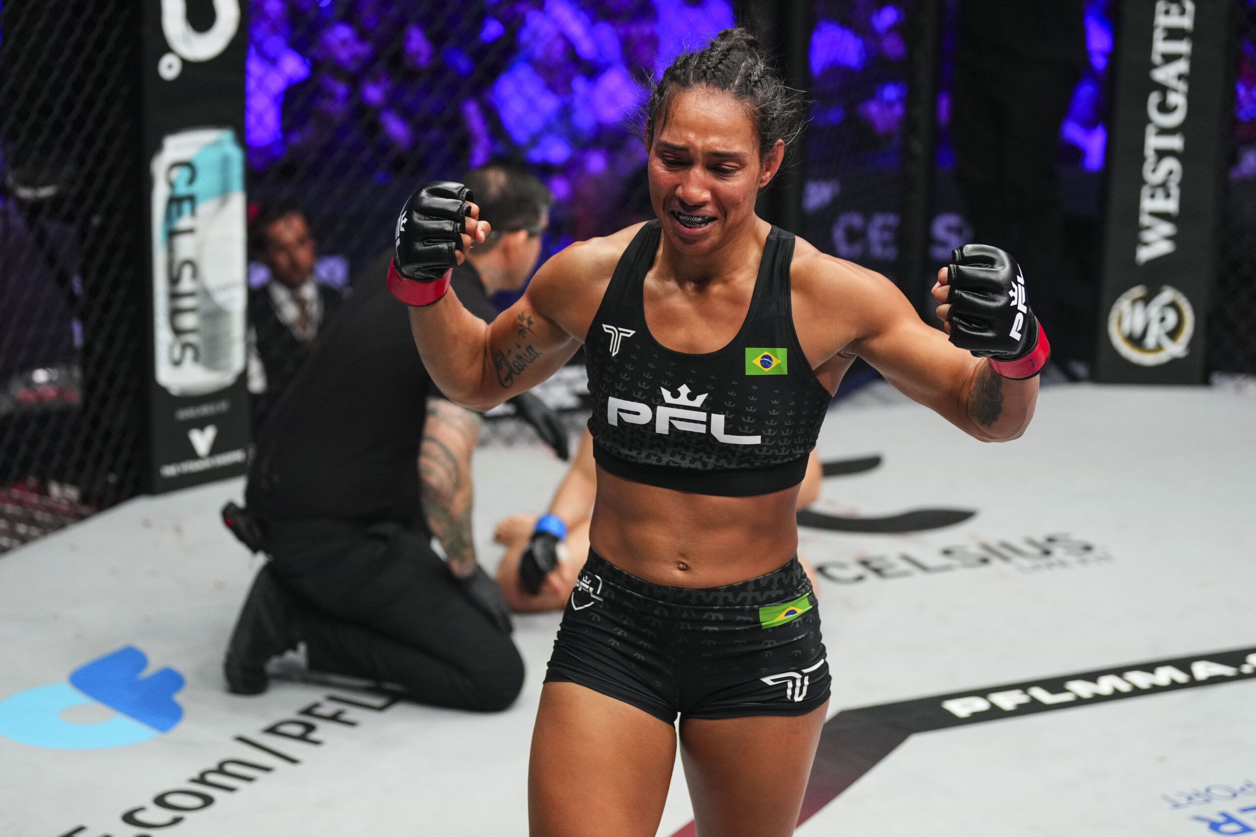 Taila Santos def. Ilara Joanne at 2024 PFL 1: Best…