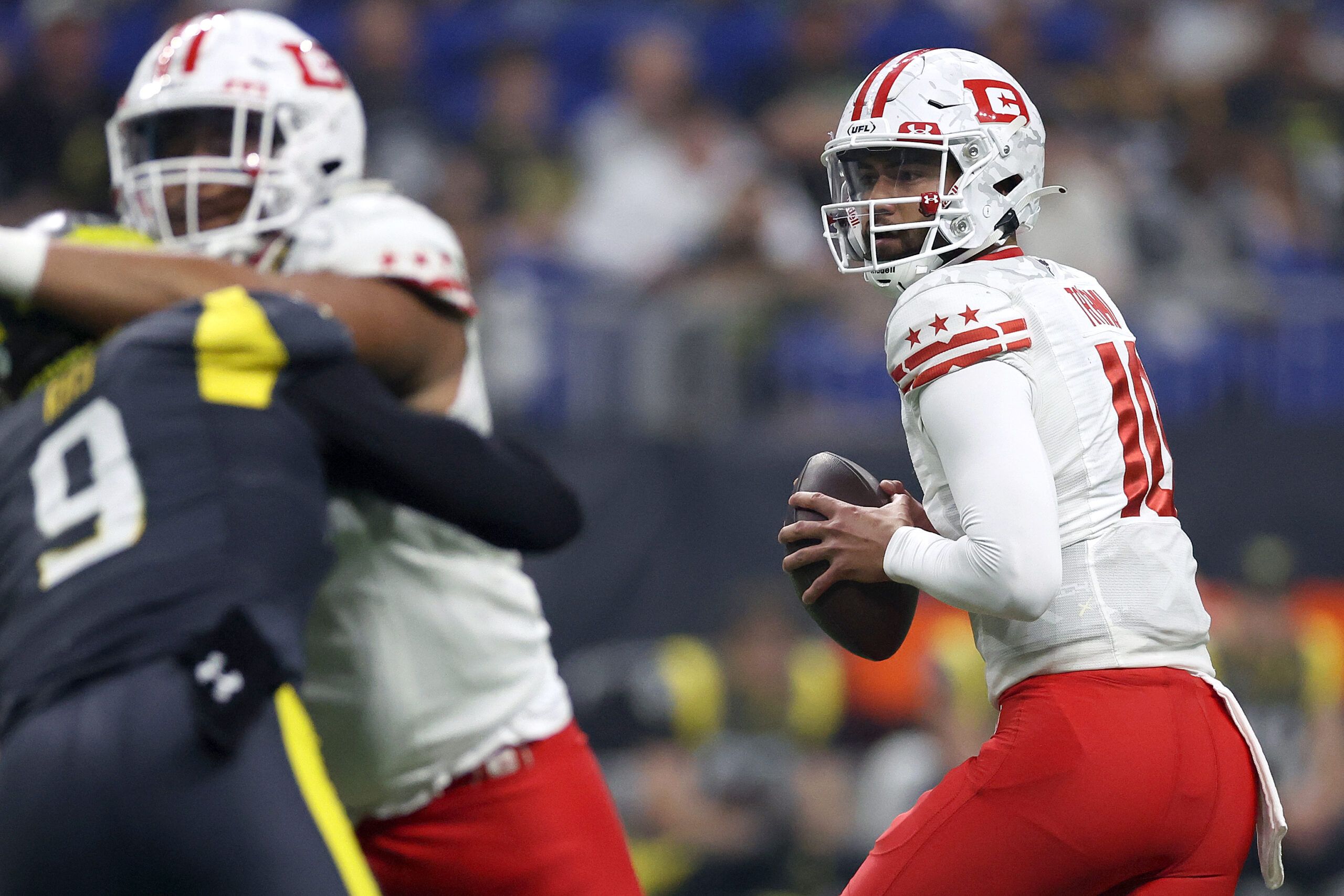 DC Defenders defeat Houston Roughnecks for first UFL…