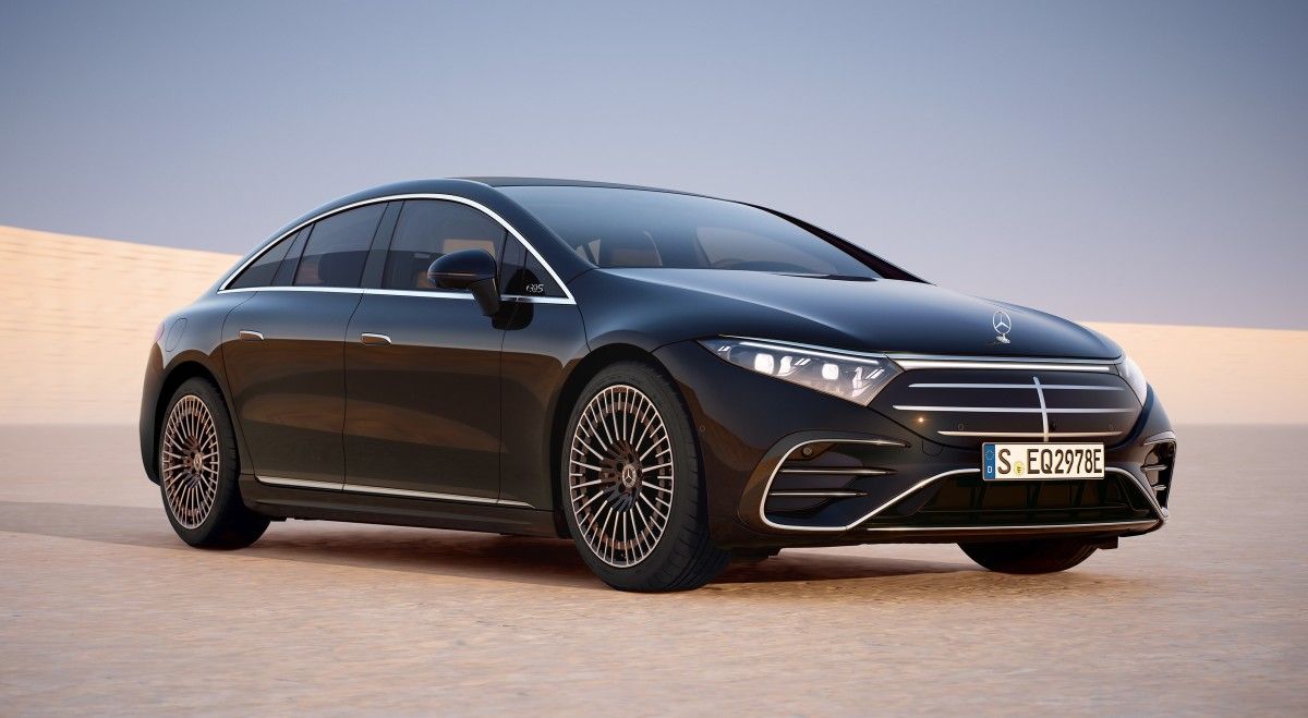 Mercedes gives its flagship EV the 'aspirational look'…