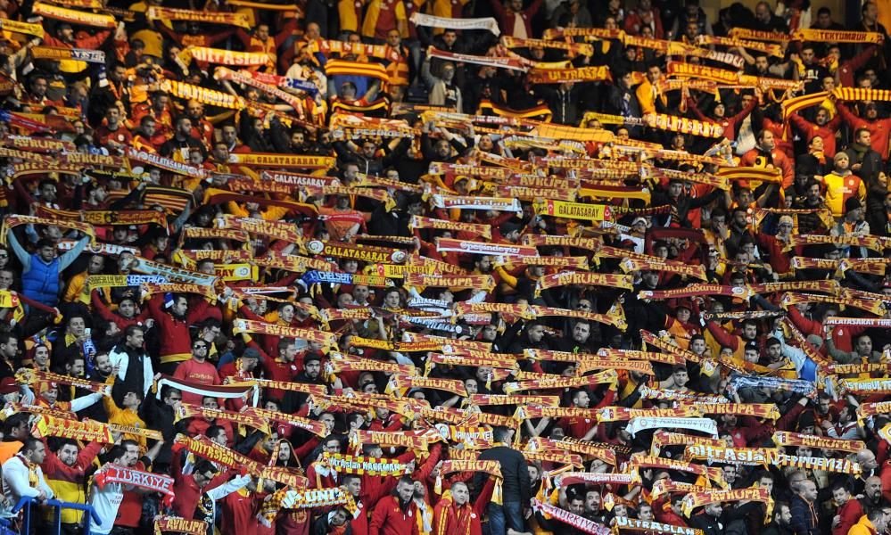 Galatasaray’s 14-year-old Mustafa Kapi makes…