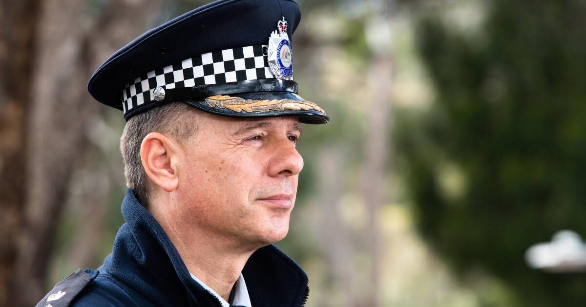 Police officer steps in as ACT Liberals candidate…