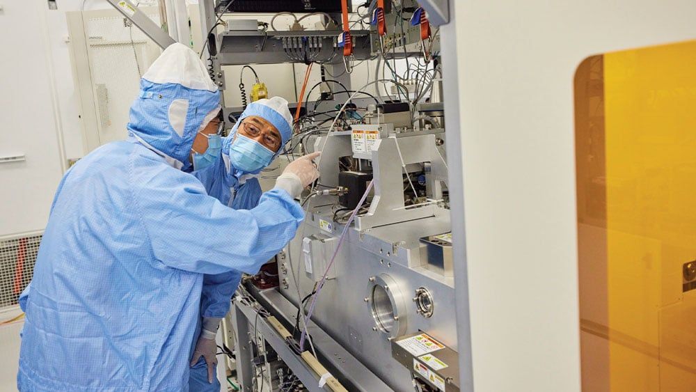 Chip Gear Giant ASML Misses Q1 Sales Goal, Offers Soft…