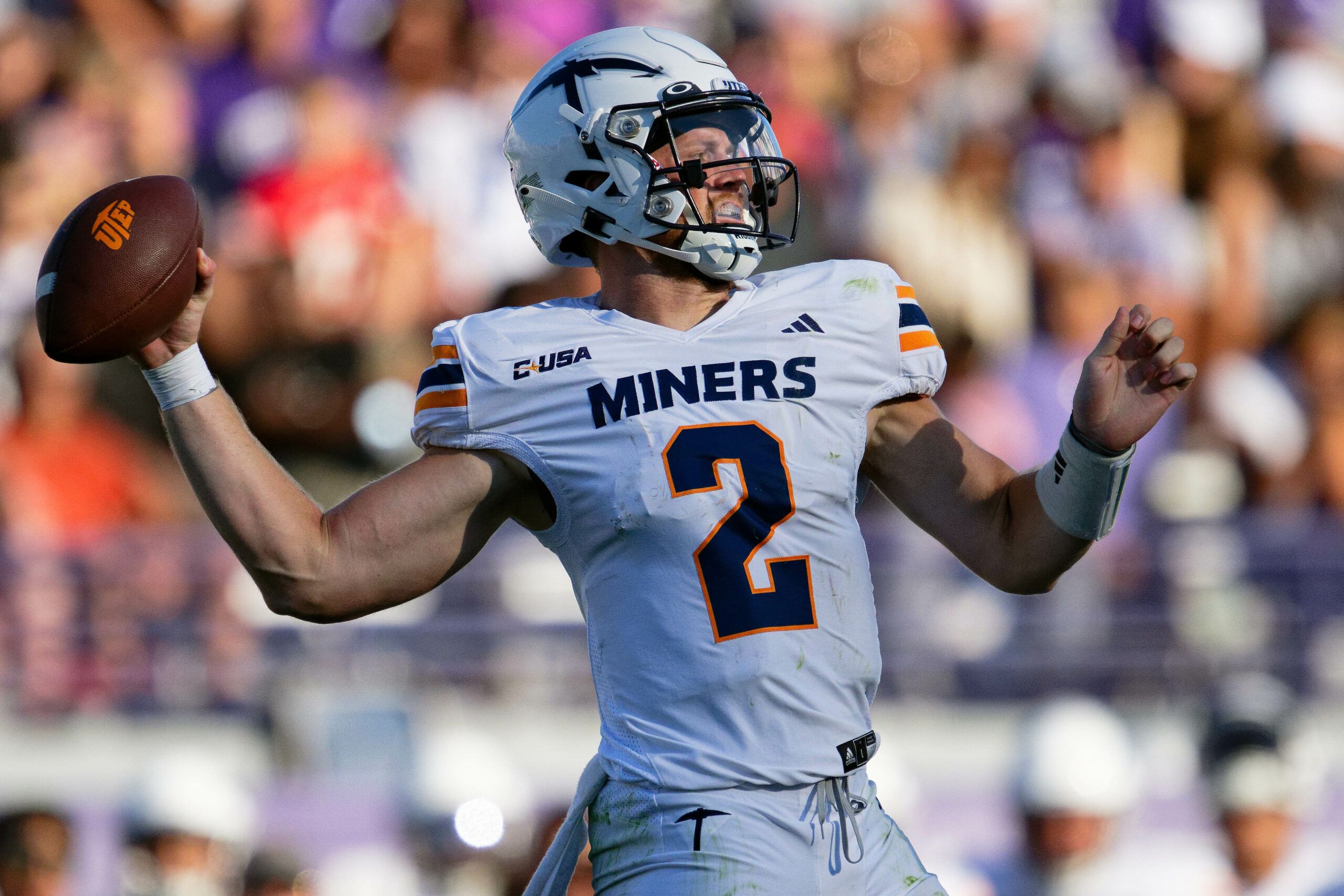 Packers hosting UTEP QB Gavin Hardison on top-30…