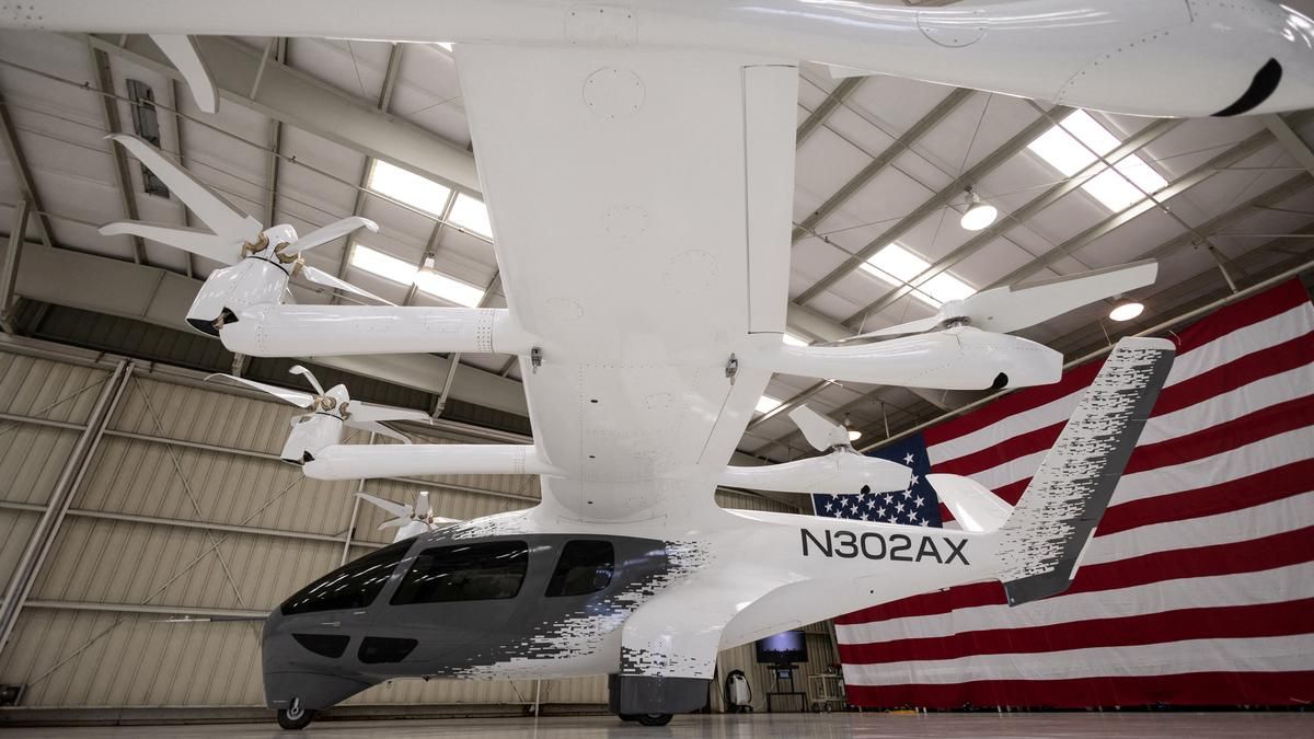 Archer Aviation aims to start electric air taxi trials…
