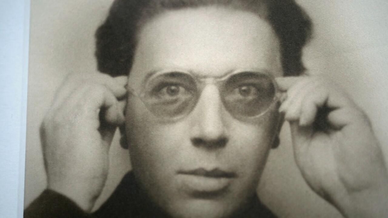 The Surrealist Manifesto: Marking a century of…