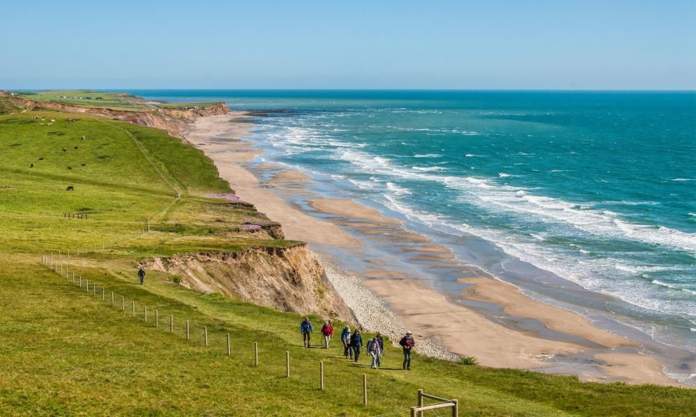 Fears for Queen Victoria belongings delay English…