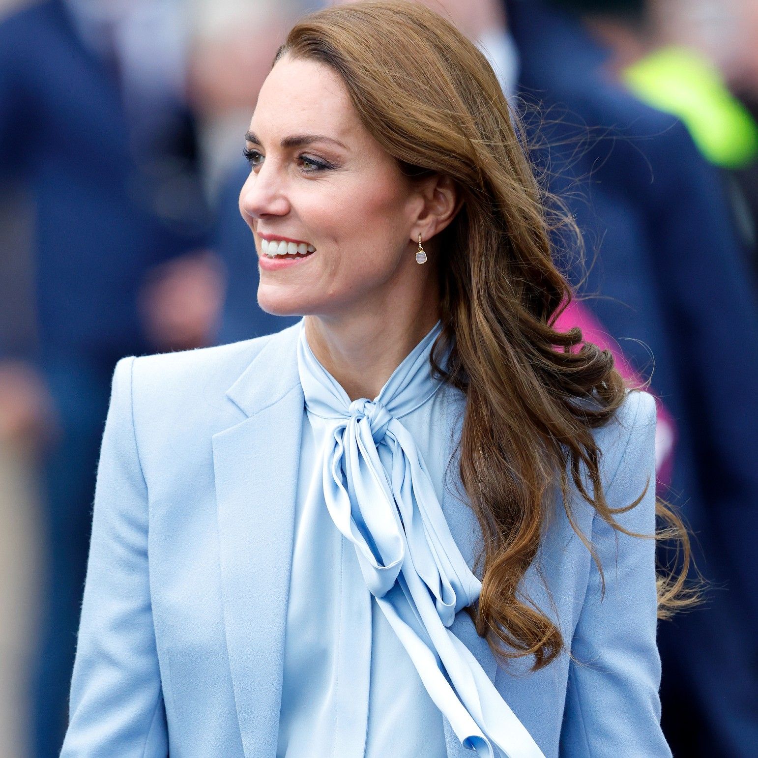 Former Royal Butler Describes What It Was Like to Work…