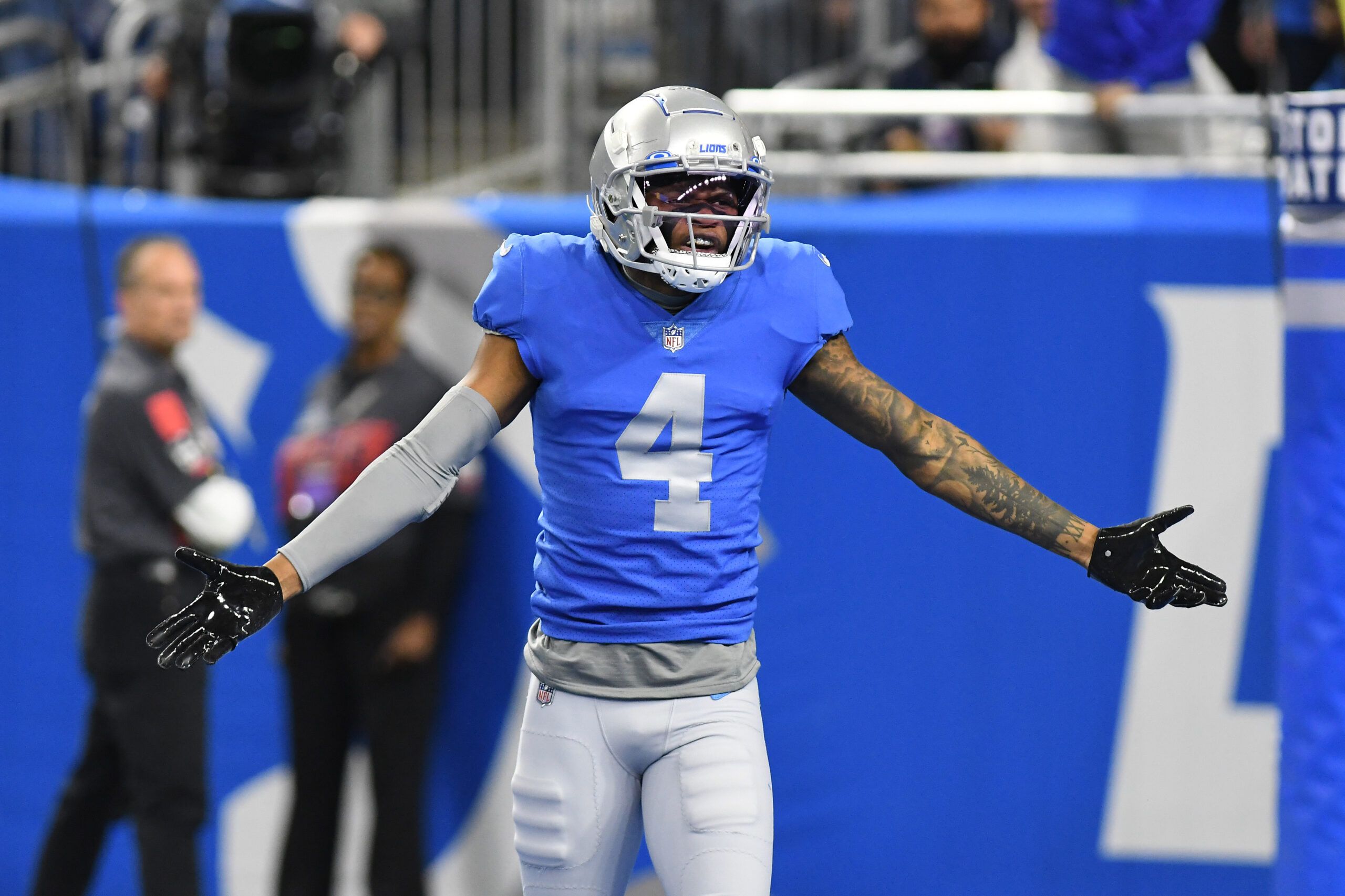 Ex-Lions WR DJ Chark signs with the Chargers