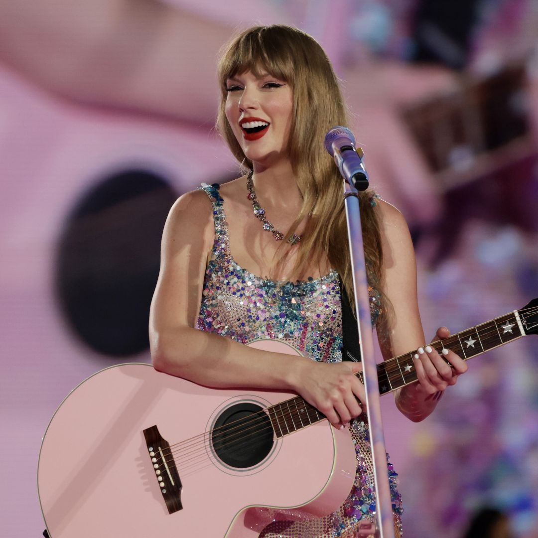 Emily Blunt recalls how Taylor Swift helped her…