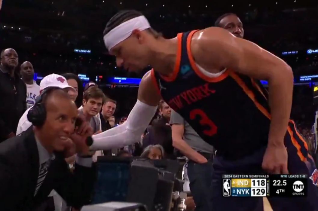 Josh Hart had a hysterically NSFW message for Reggie…