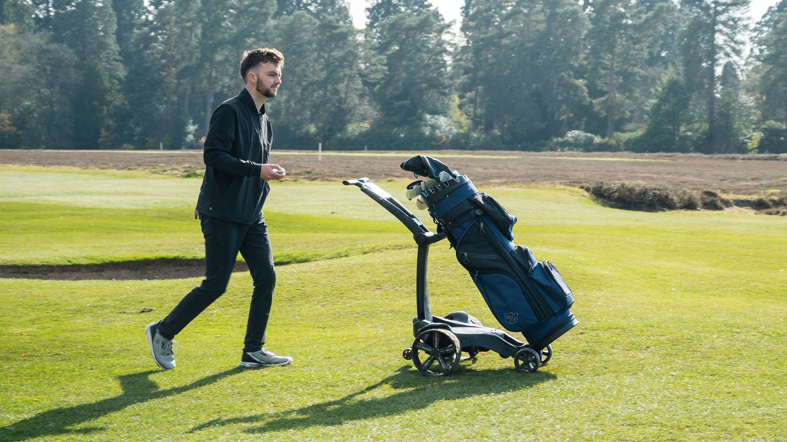 Why Stewart Golf's VERTX Remote Electric Trolley Is…