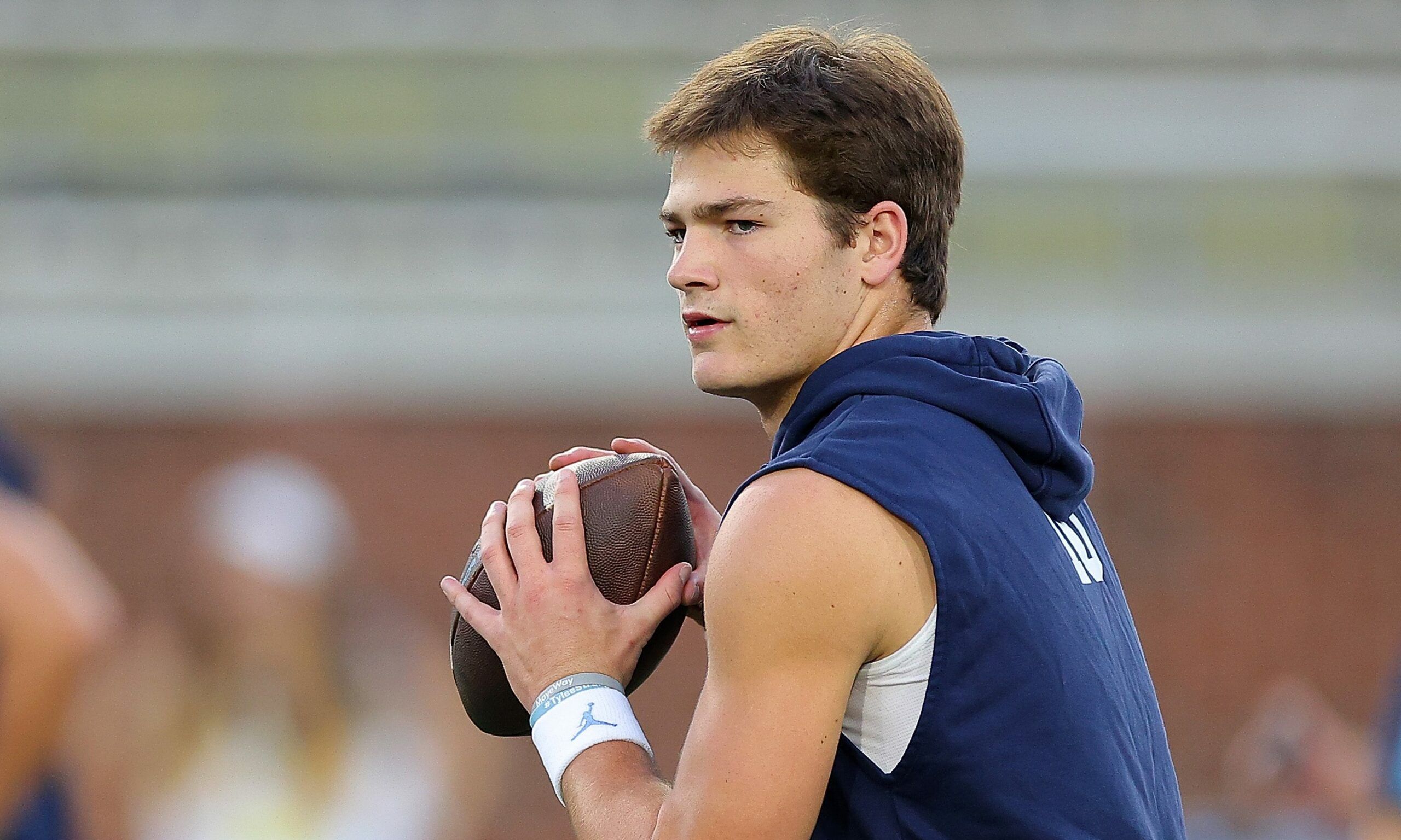 First look at Patriots rookies, including QB Drake…