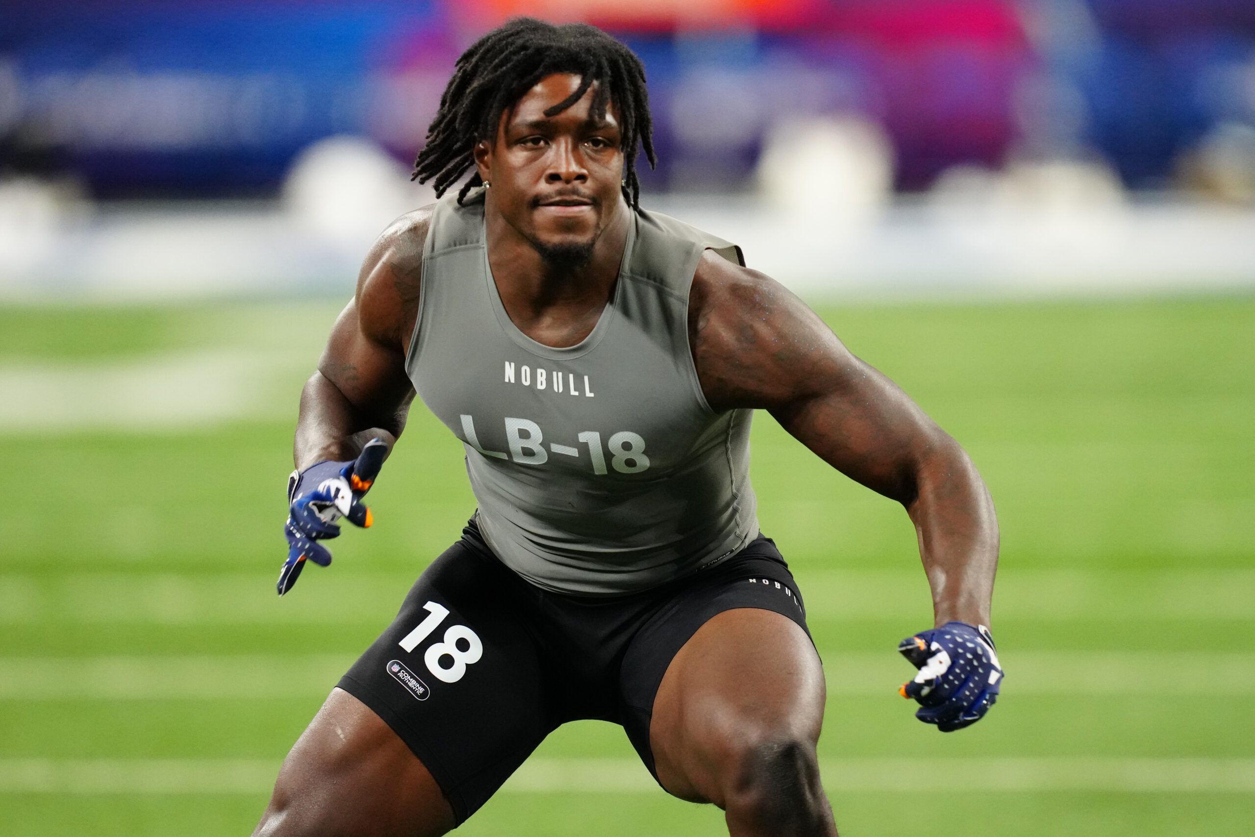 Seahawks rookie Tyrice Knight to train at OLB when…