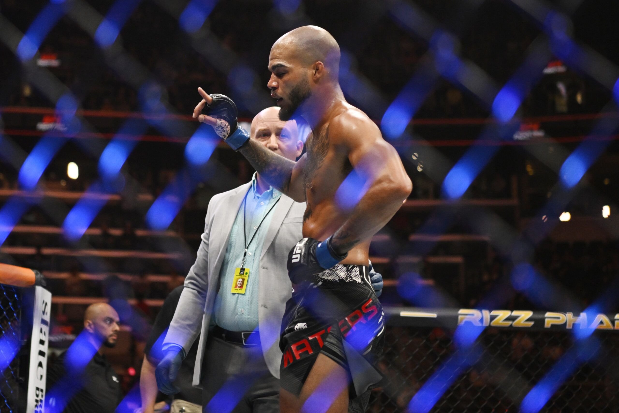 UFC on ESPN 56 Fight of the Night: Best photos from…