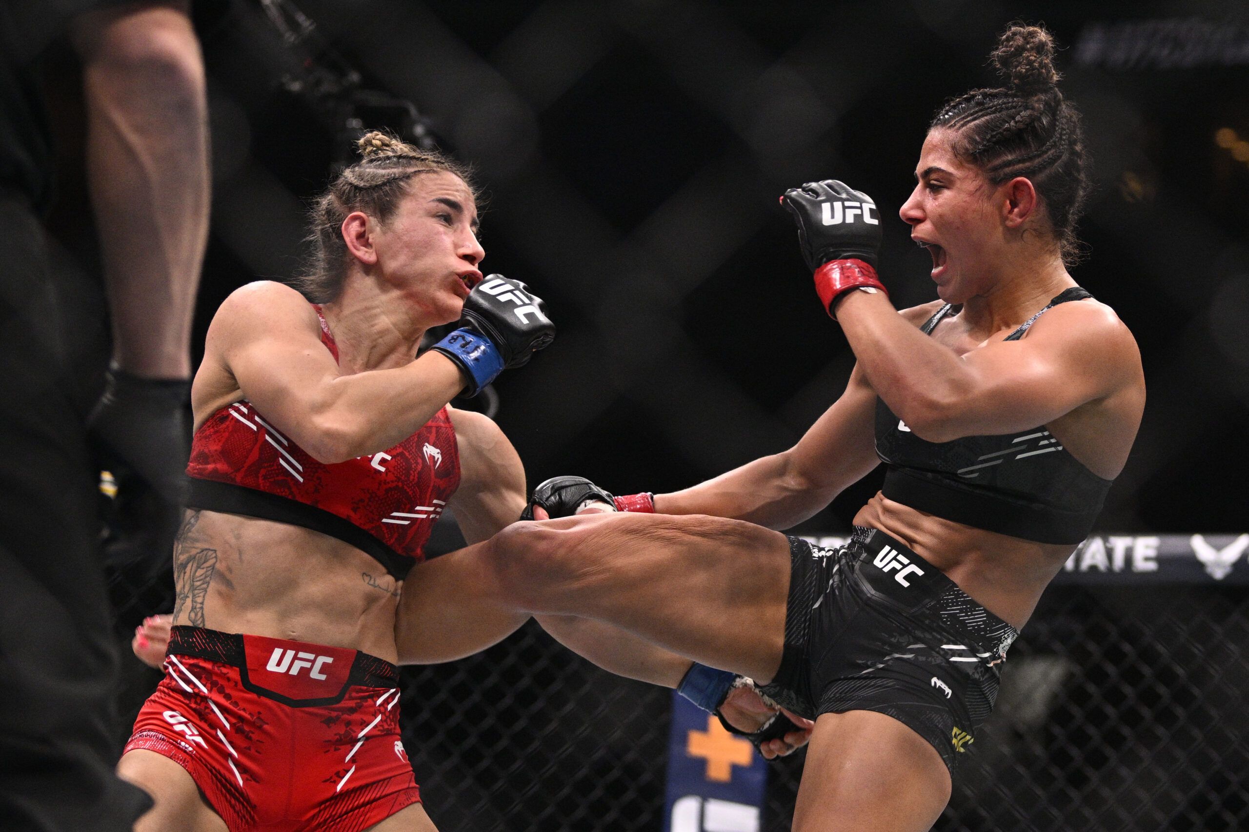 Tabatha Ricci def. Tecia Pennington at UFC on ESPN 56:…
