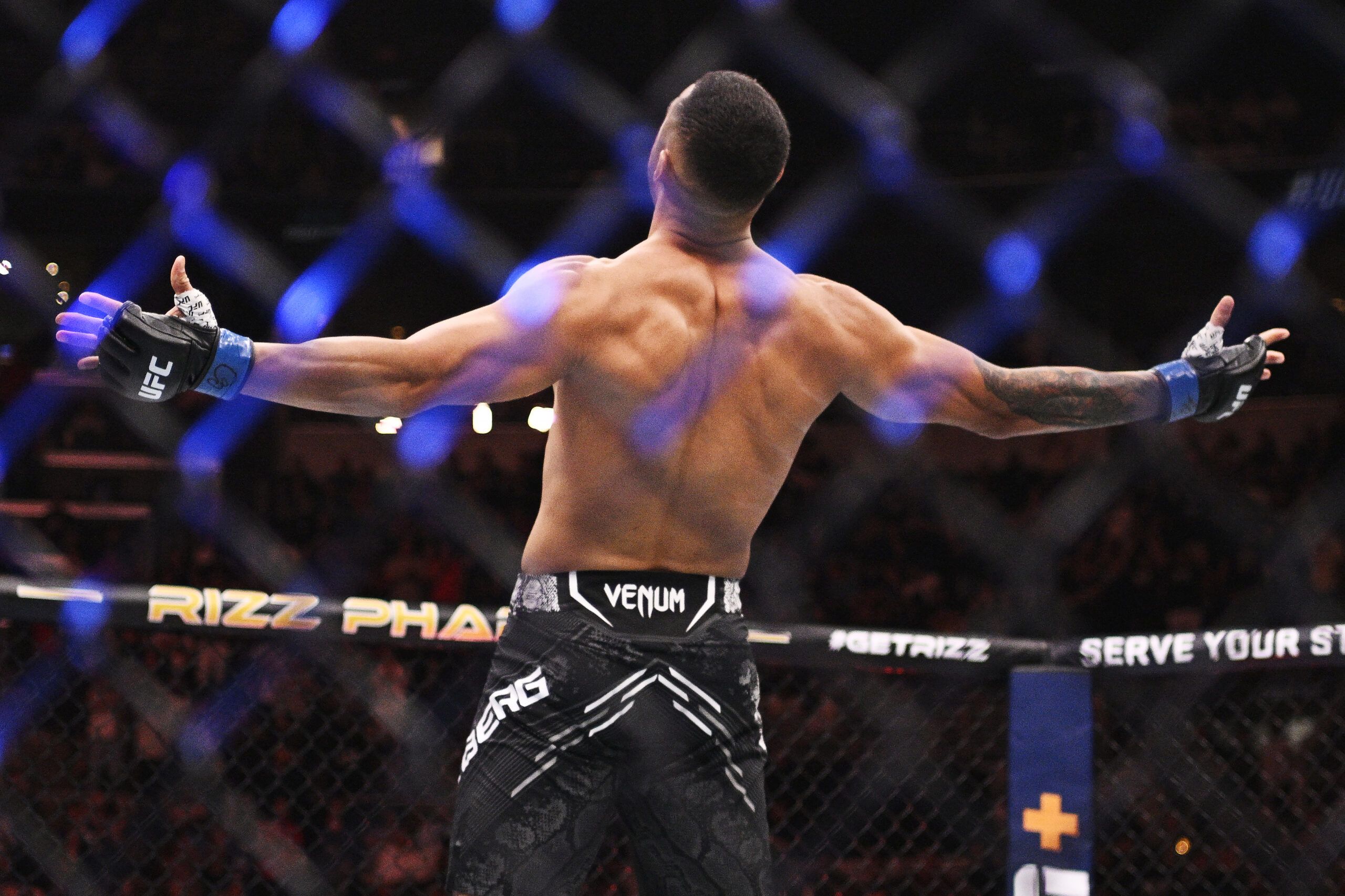 UFC on ESPN 56 Performance of the Night: Best photos…