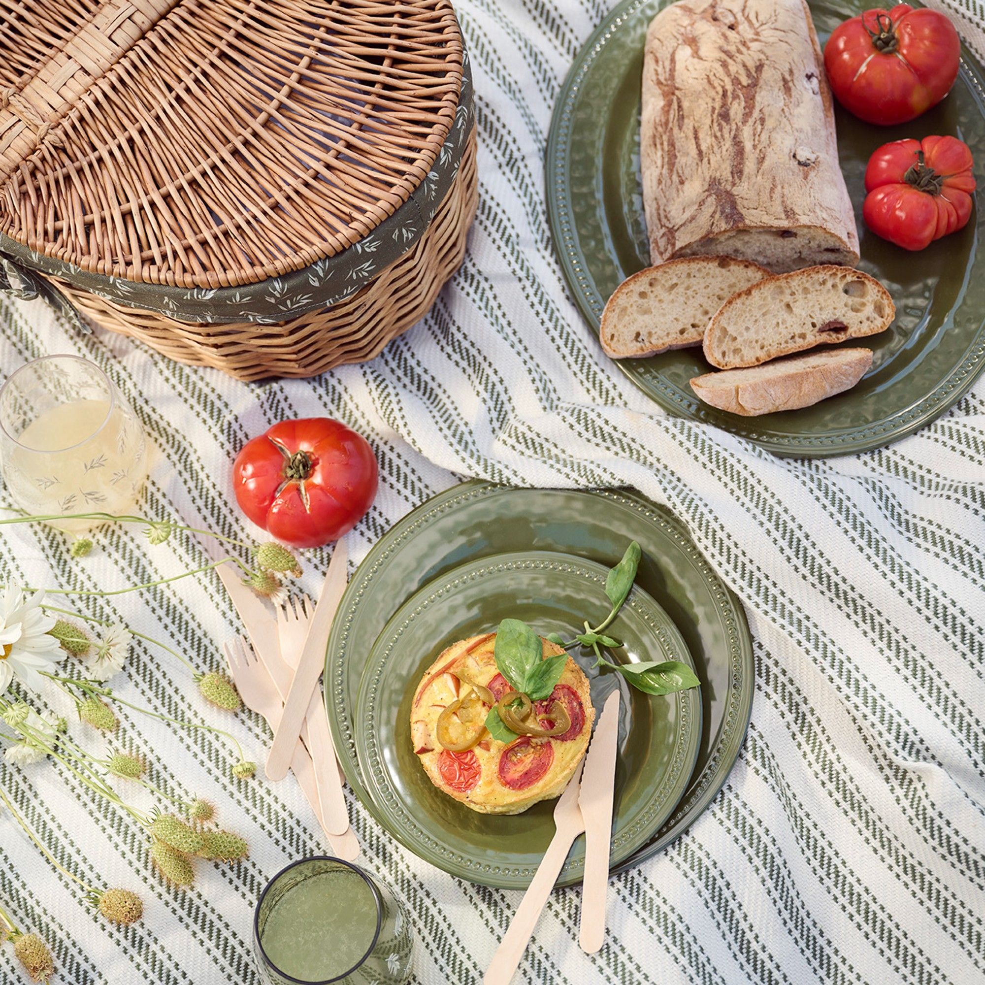 Stacey Solomon's new outdoor range with George Home…