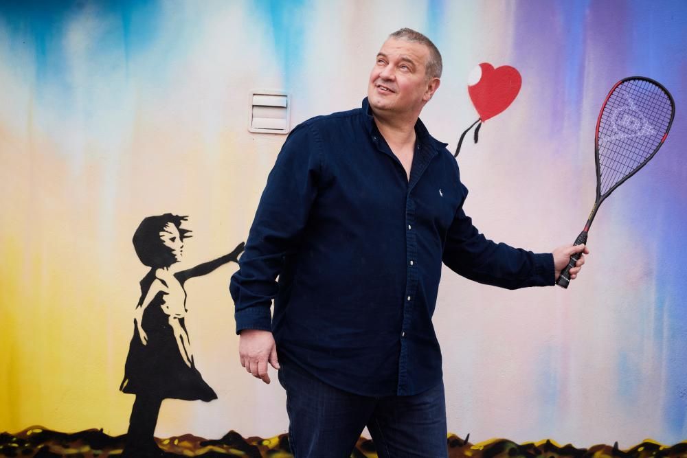 Meet Rob Owen: overweight, millionaire gambler and…