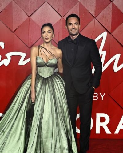 Nicole Scherzinger Shines With Partner At Red Carpet…