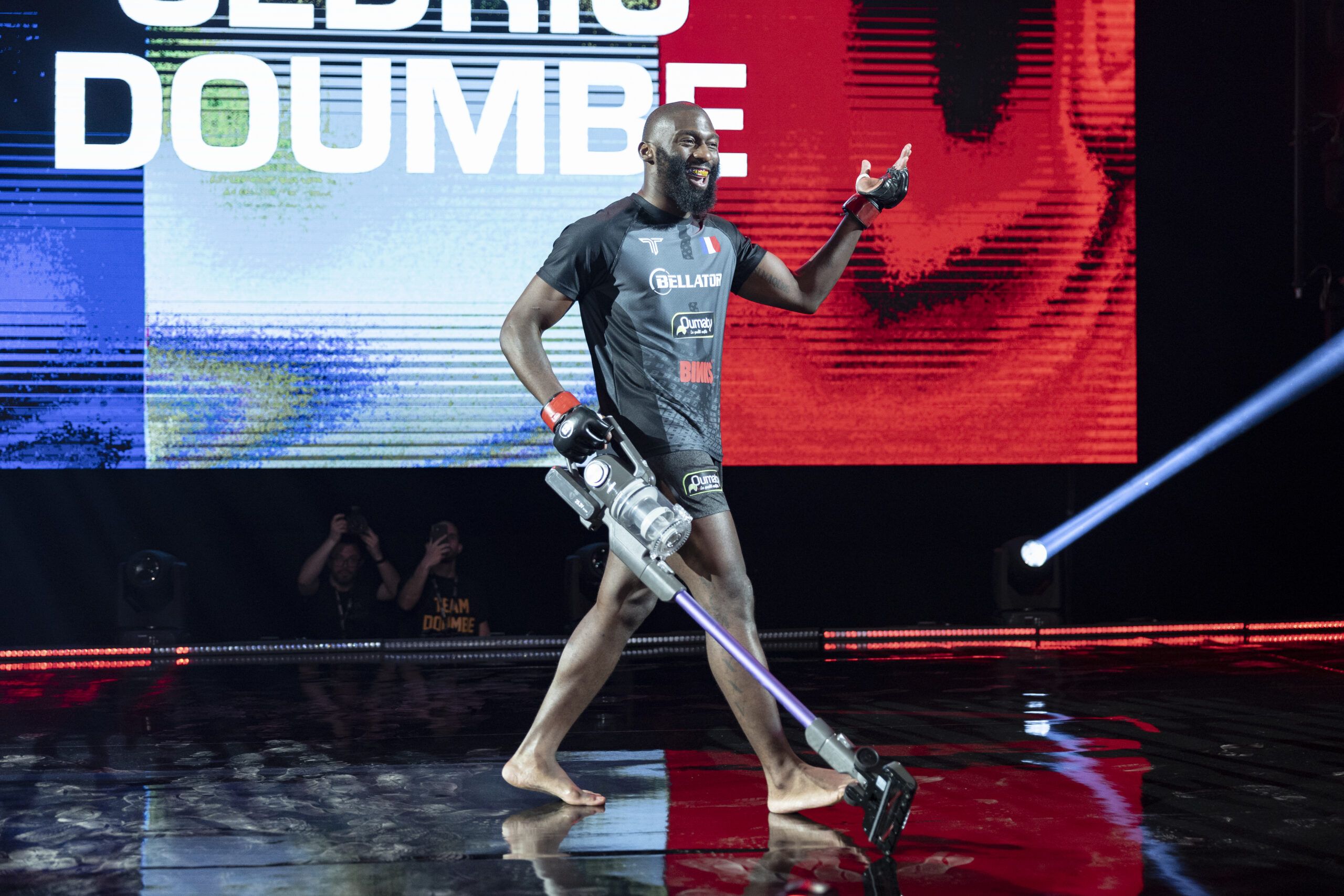 Cedric Doumbe def. Jaleel Willis at Bellator Champions…