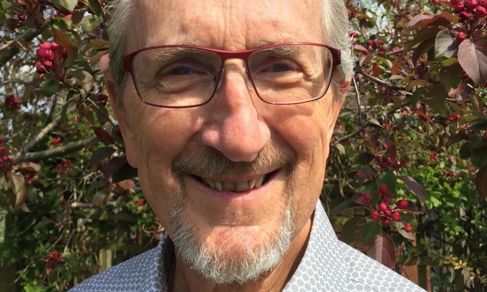 Briton who died on Singapore Airlines flight named as…