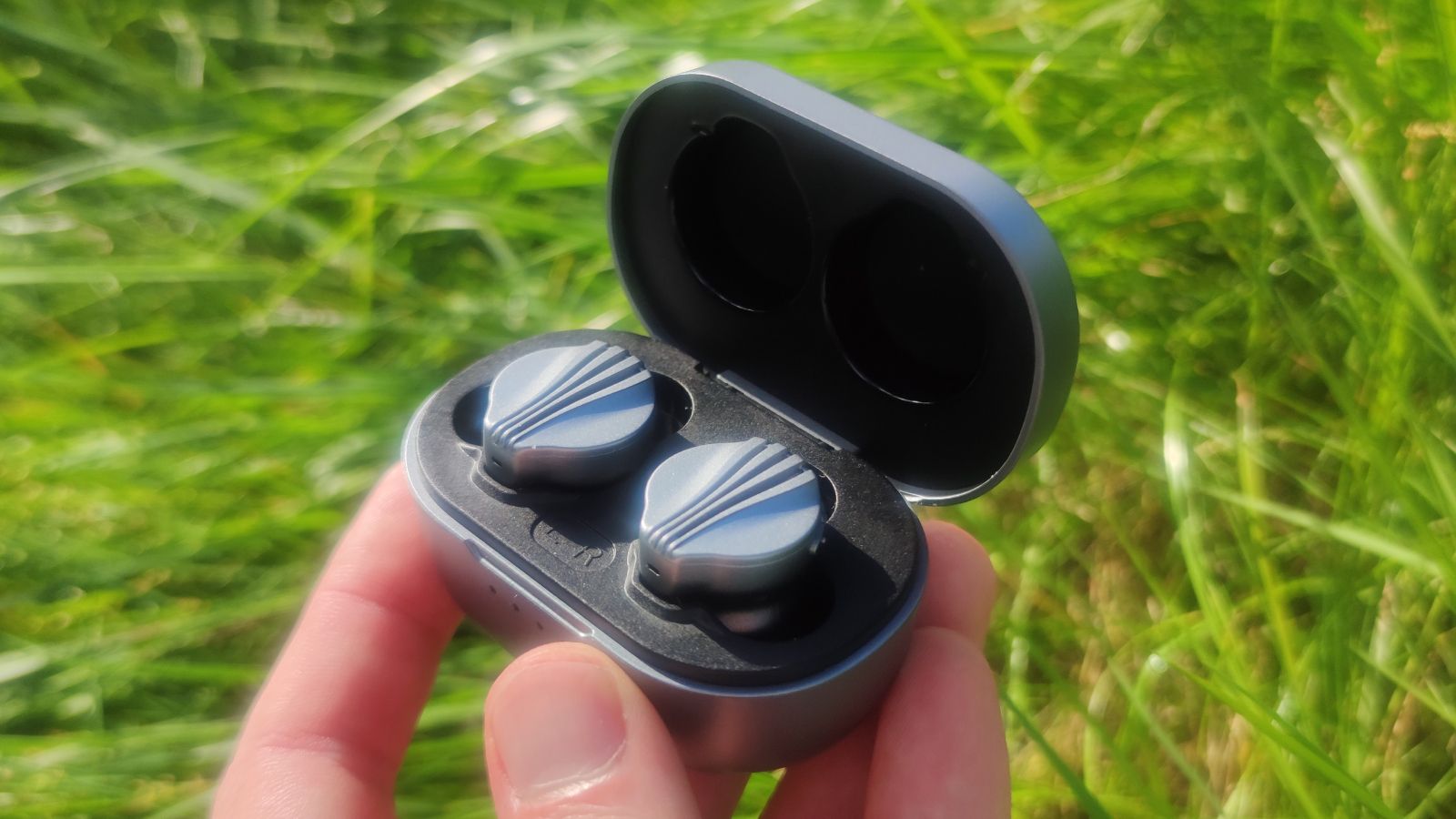 FiiO FW3 review: good low-cost earbuds... that you…