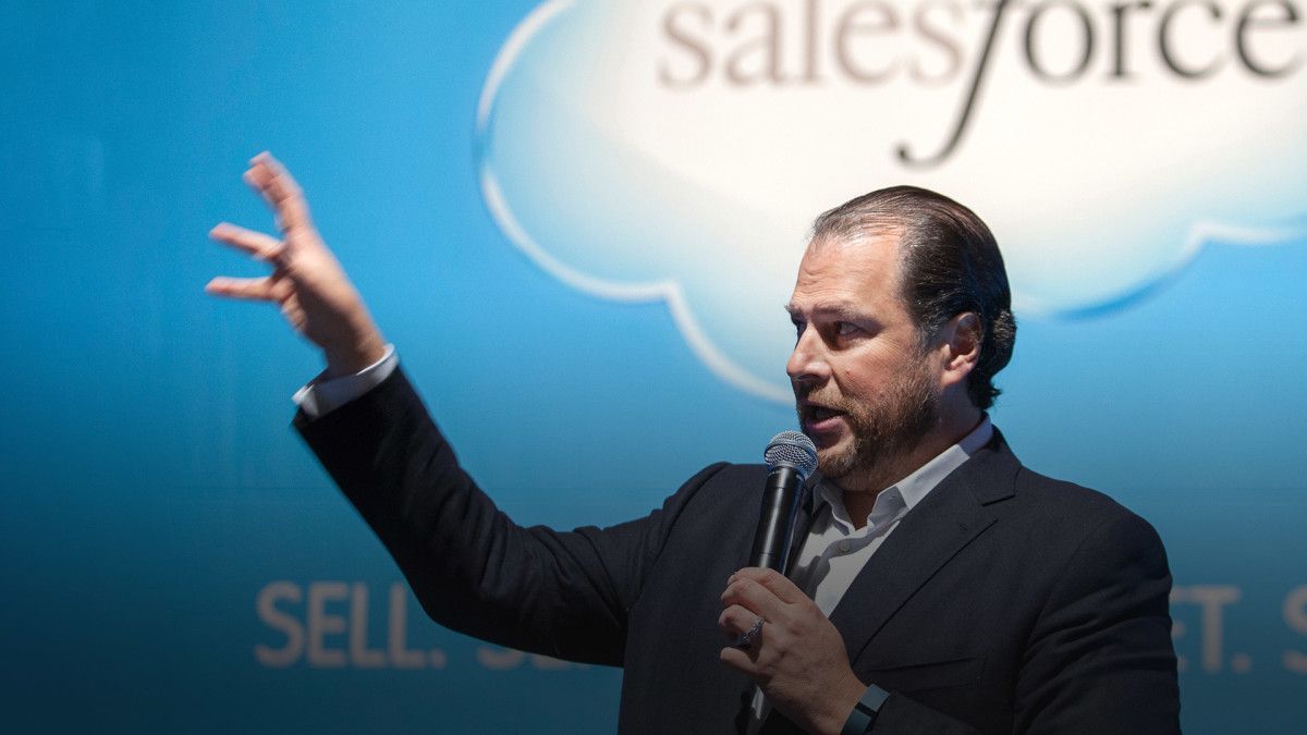 Analysts Revamp Salesforce Stock Price Targets After…