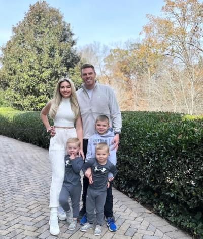 Freddie Freeman Family: Radiating Joy In A Park Setting