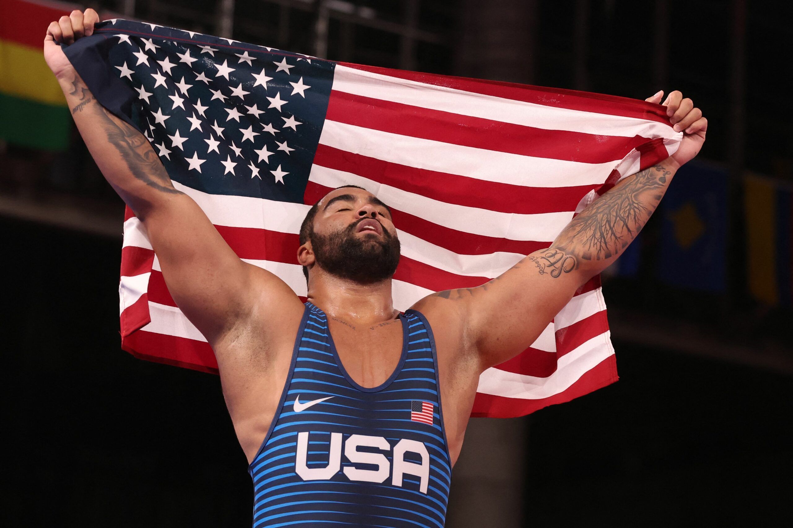 Bills sign former Olympian and ex-WWE wrestler to…