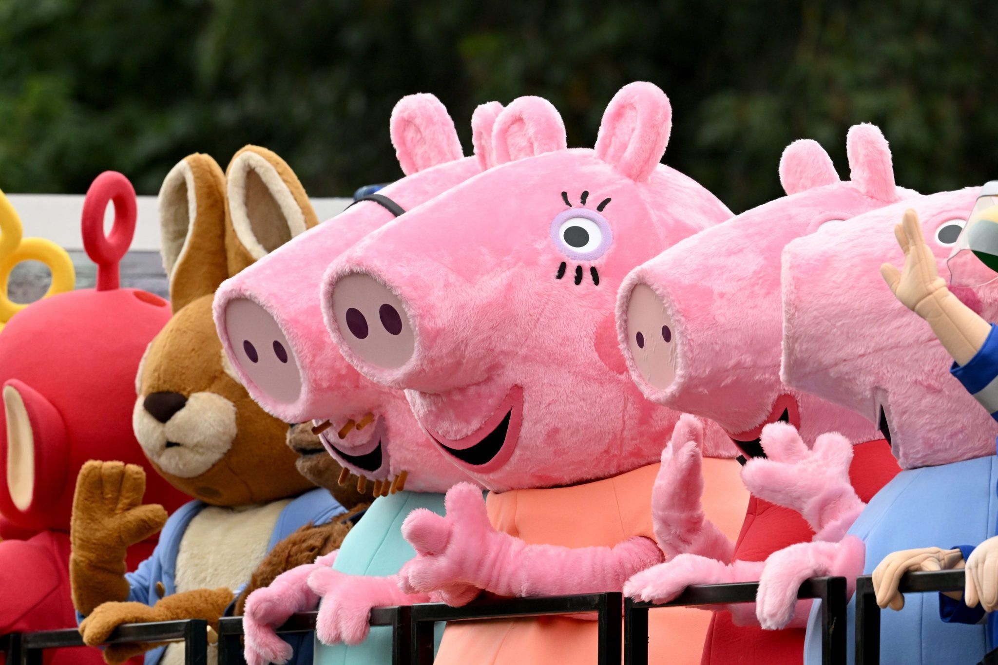 Snouts, muddy puddles and British accents: How Peppa…