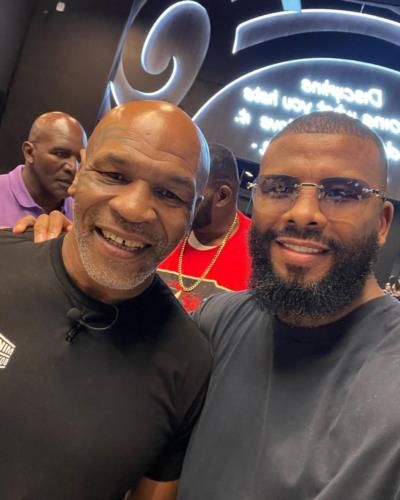 Badou Jack Bonds With Boxing Legends In Iconic…