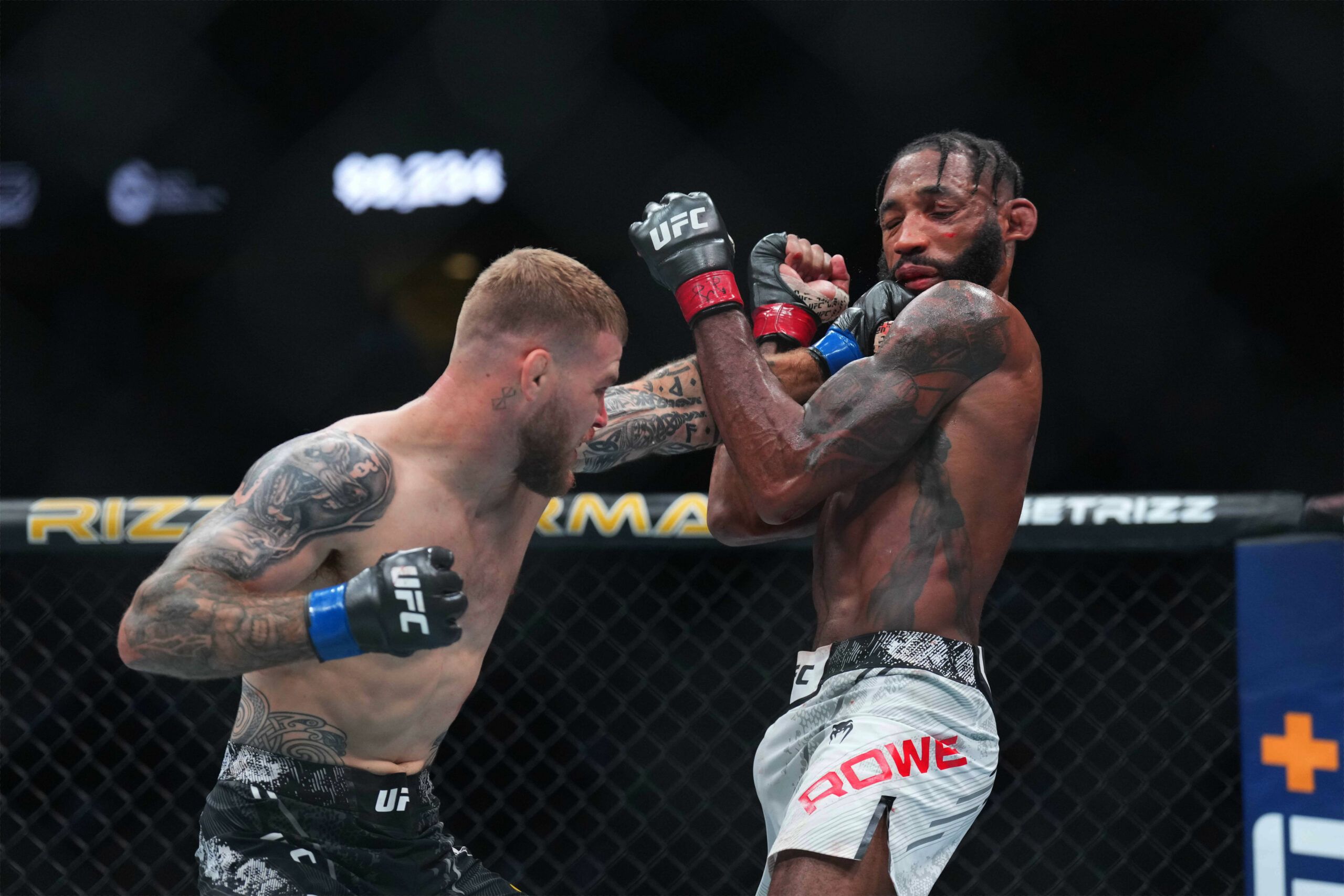 Jake Matthews def. Phil Rowe at UFC 302: Best photos