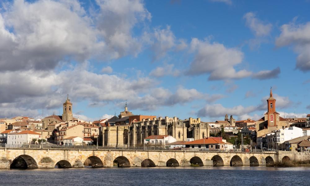 Provincial Spanish town challenges cities by showing…