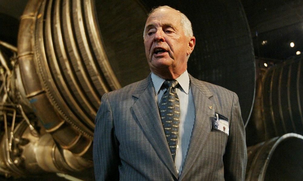 William Anders, Apollo 8 astronaut known for Earthrise…