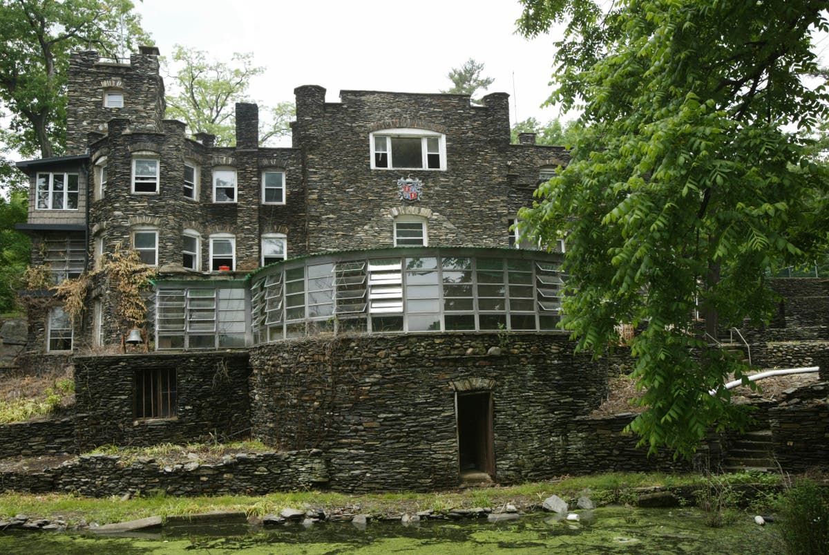 Derek Jeter's New York castle might finally have a…