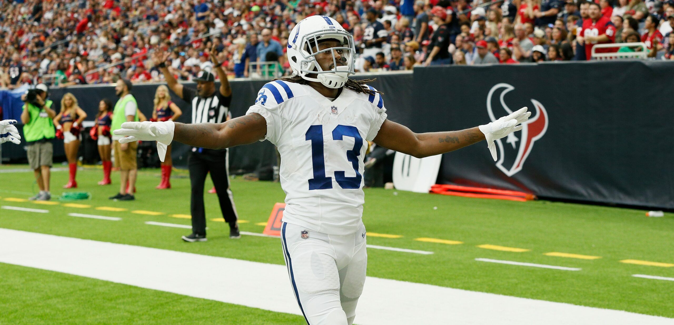 T.Y. Hilton’s son just committed to play football at…