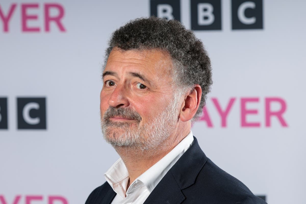 Steven Moffat hits back at Doctor Who fans who claim…