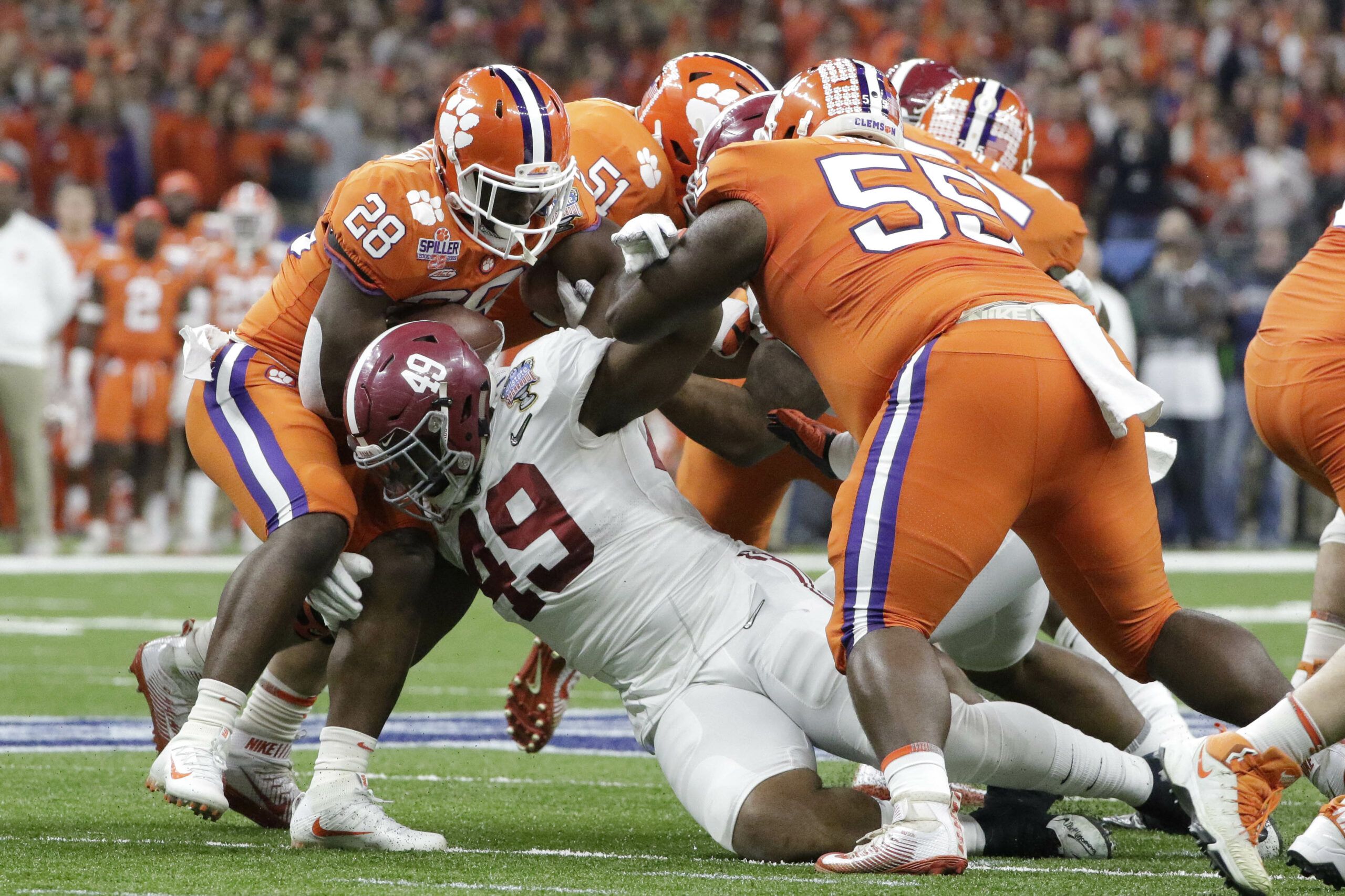 Chiefs DL Isaiah Buggs was hit with another criminal…