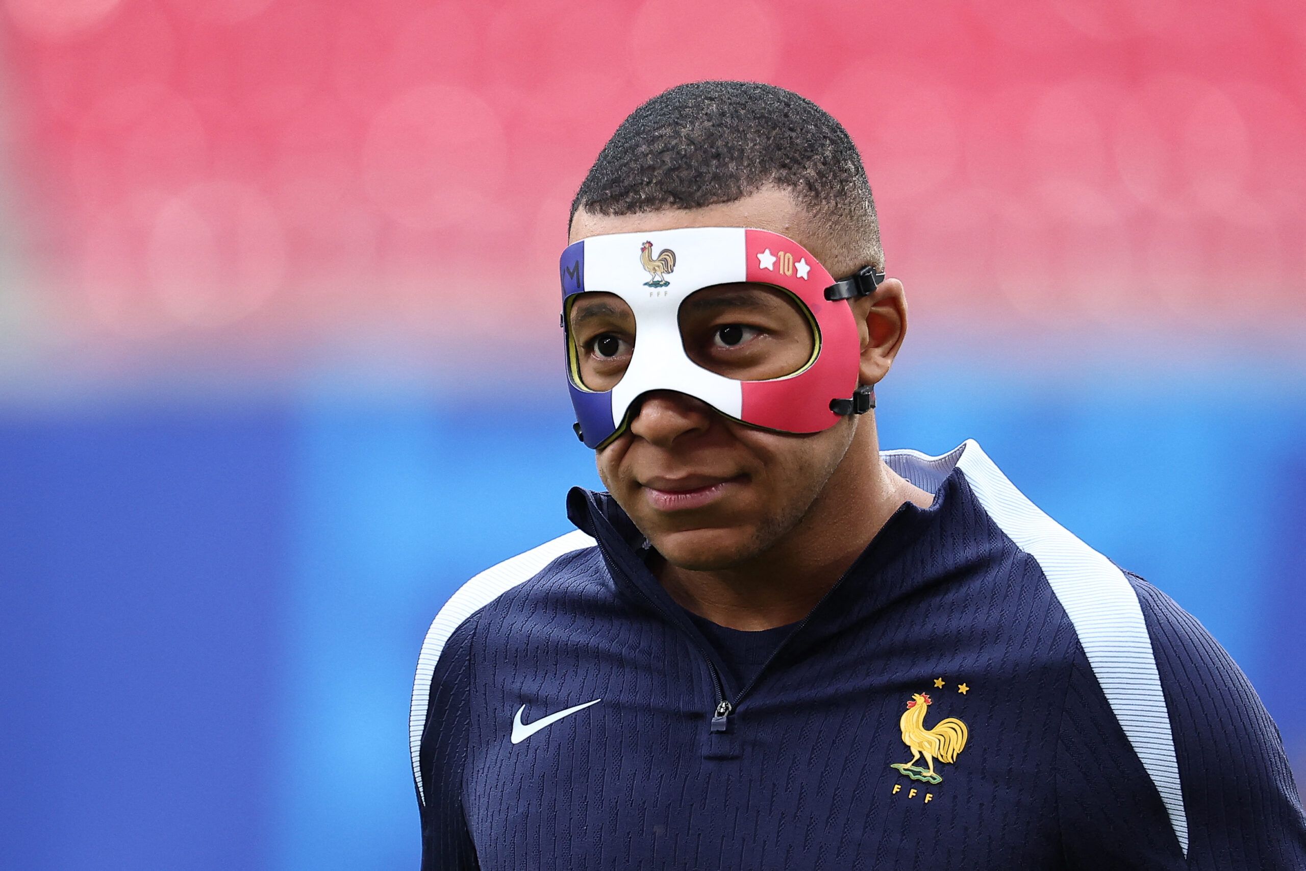 Kylian Mbappe’s facemask for his broken nose makes him…
