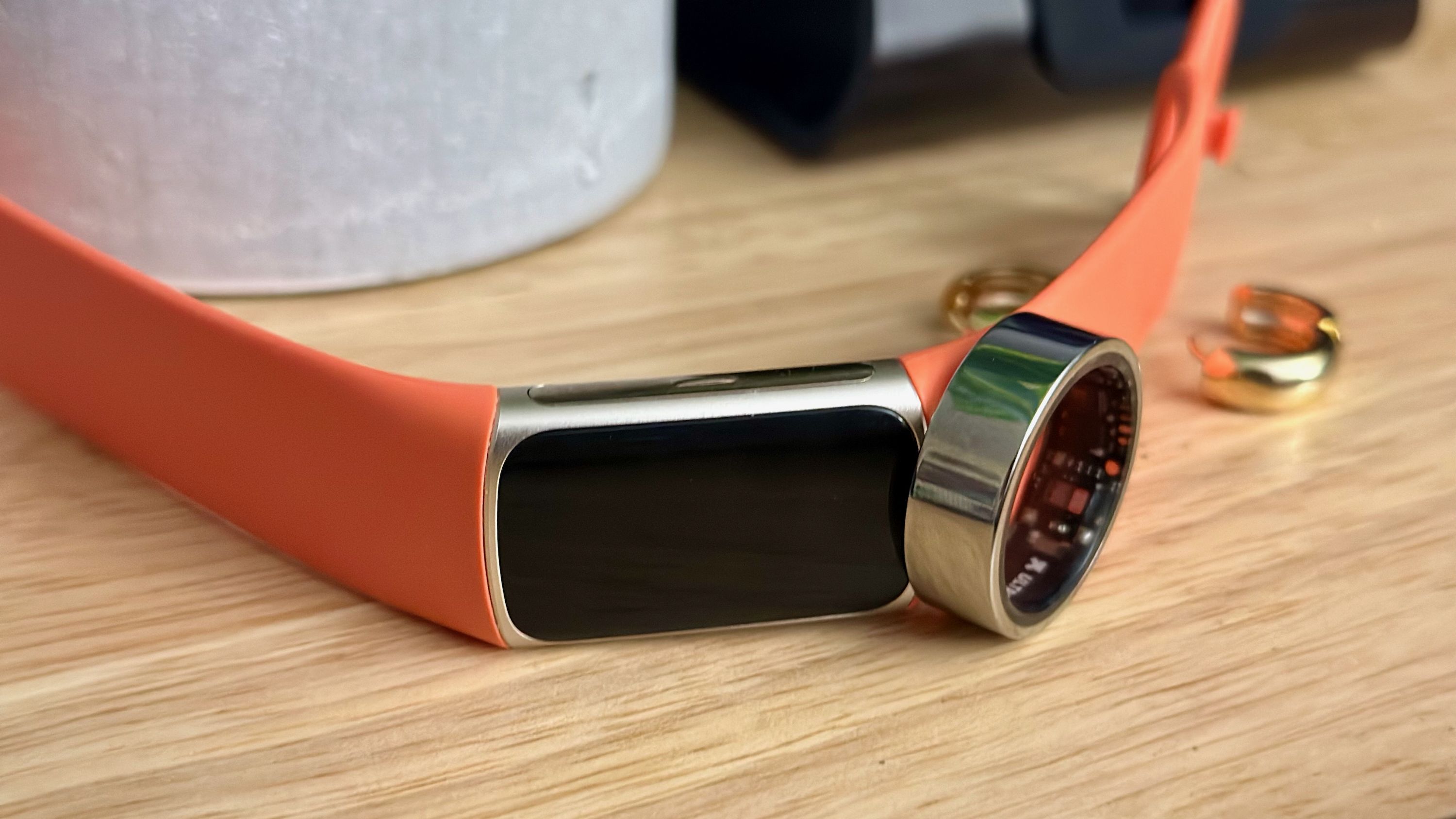 A Fitbit smart ring could challenge the Galaxy Ring in…