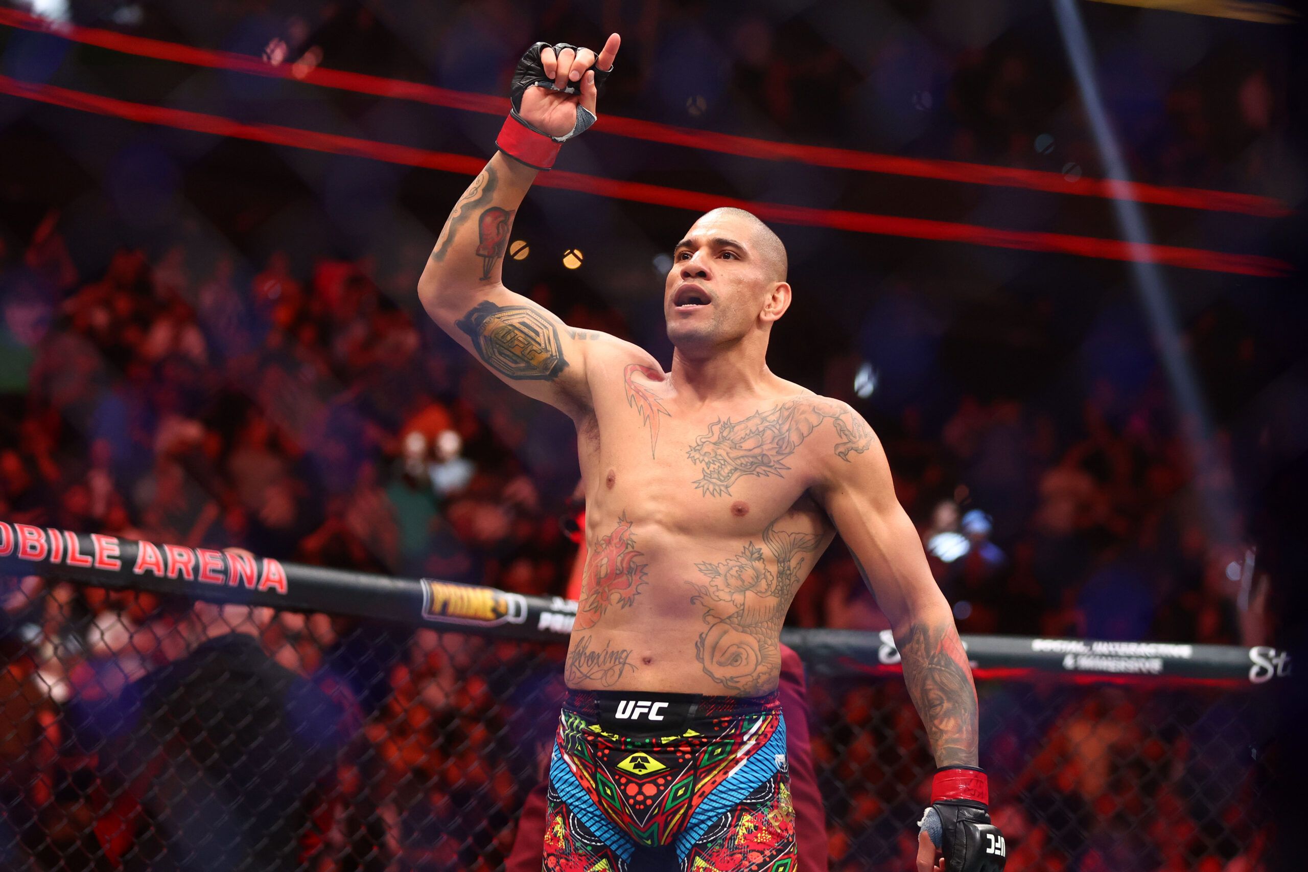 Alex Pereira took UFC 303 on short notice to stay…