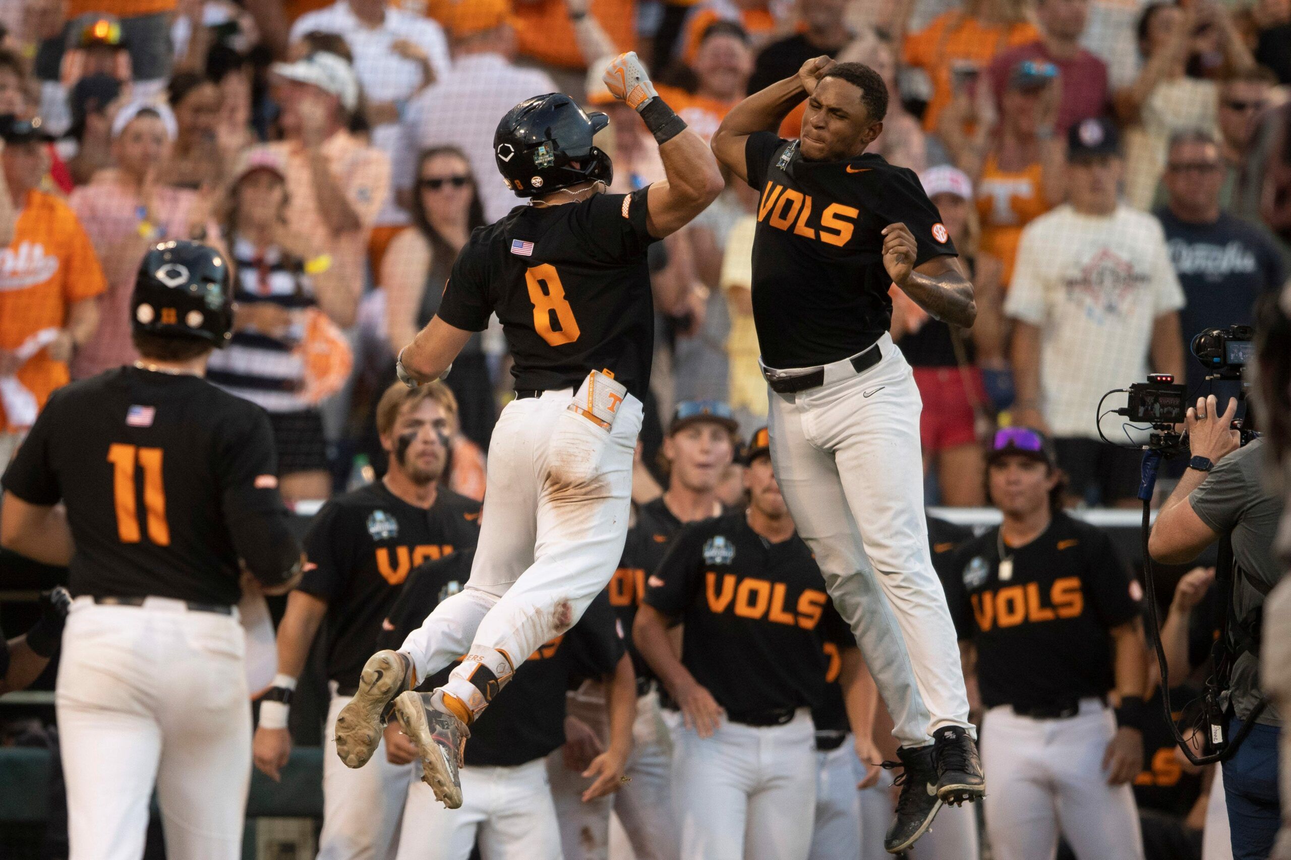 Tennessee baseball just won the school’s first team…