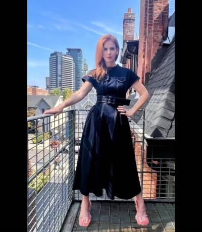 Sarah Rafferty Stuns In Bold Black Attire Photoshoot…