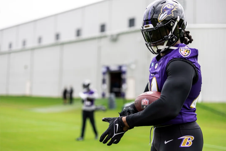 Derrick Henry returns to his hometown to host a…