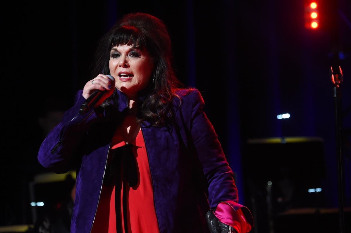 Heart cancels 2024 tour after Ann Wilson reveals…