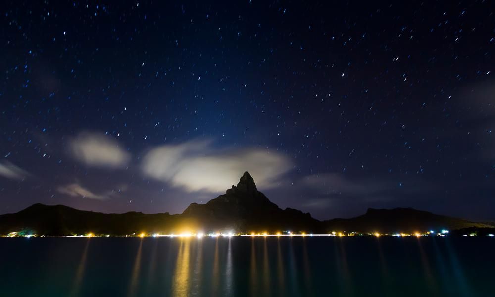 Artificial light on coastlines lures small fish to…