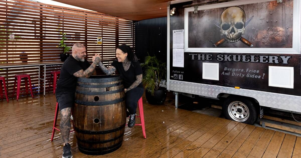 'It financially ruined us': food truck owners fold…