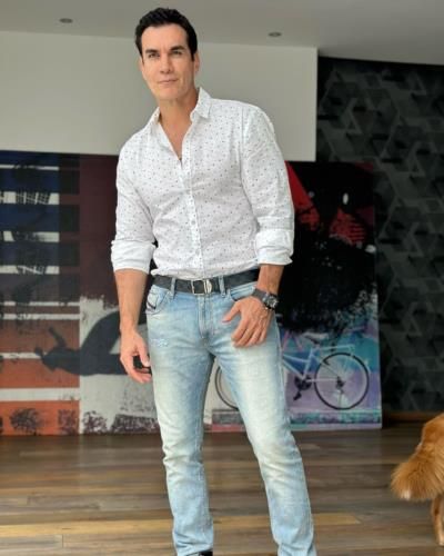 David Zepeda Stuns In Stylish Photoshoot On Instagram