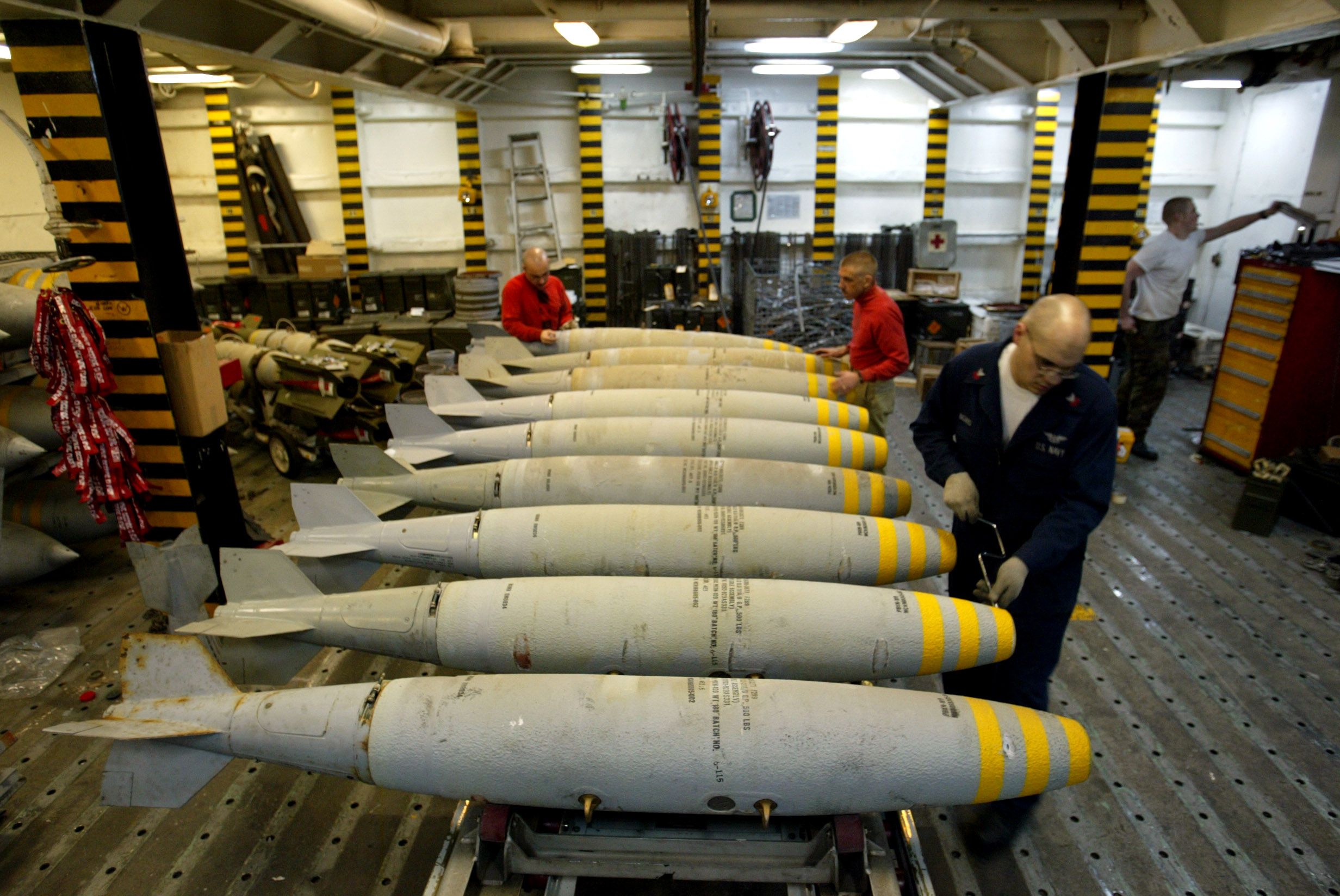 US resumes sending shipments of 500-pound bombs to…